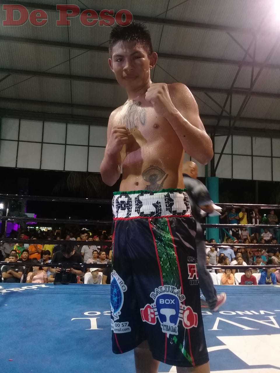 “Vago” yuca derrota a campechano en peso mosca