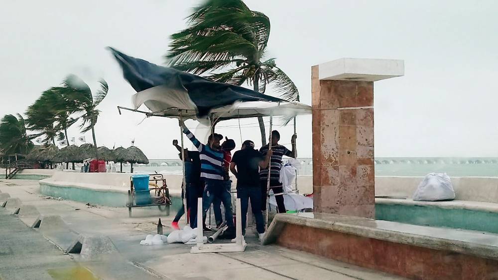 Fenómeno extremo originó la turbonada de este domingo en Yucatán