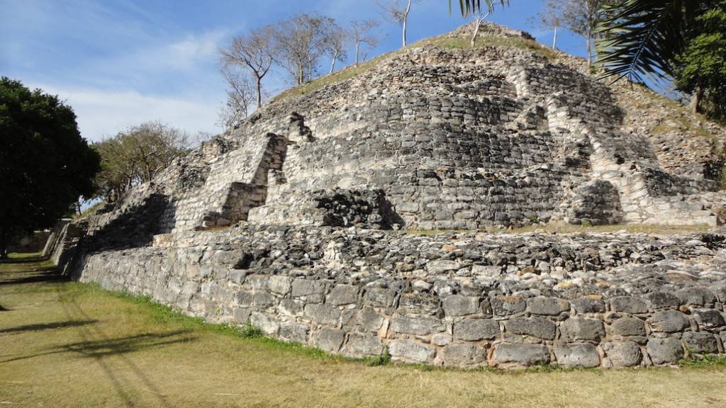 INAH chambea: Este 2020 descubrieron 6 pirámides nuevas en Yucatán