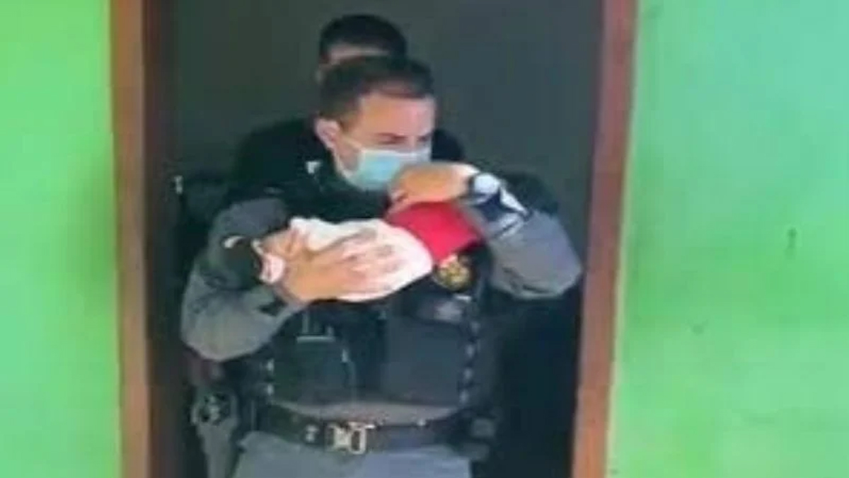 Madre entrega su bebe a narcos como ‘garantía’ para pagar deuda de drogas